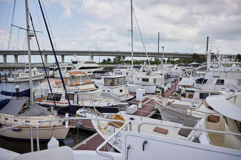All About the 4 Different Boat Classifications | ilearntoboat