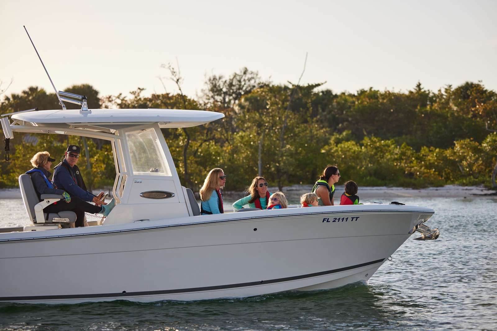 The Guide to Understanding Boat Capacity | ilearntoboat