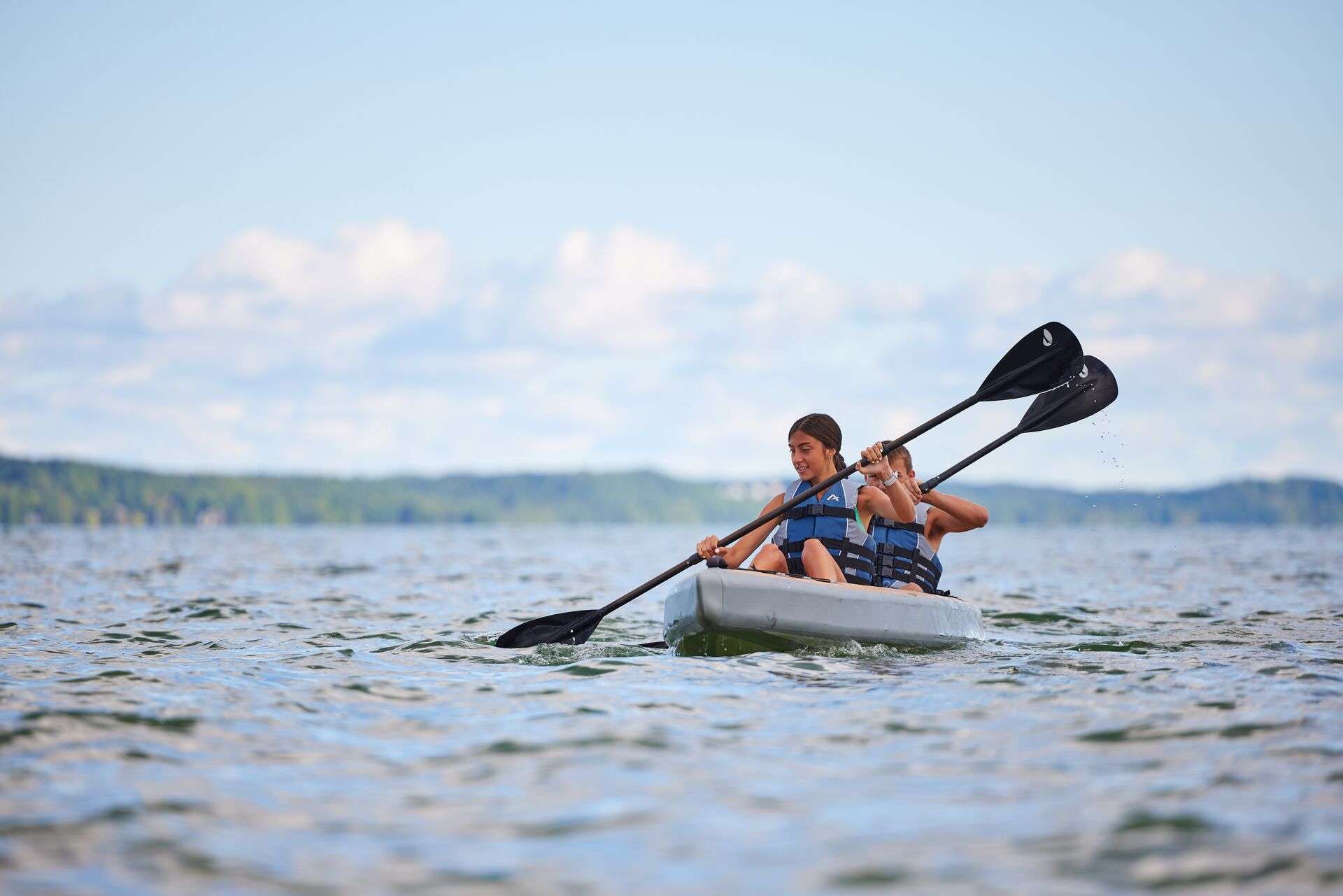 How to Prevent Boat Capsizing and Falls Overboard | ilearntoboat