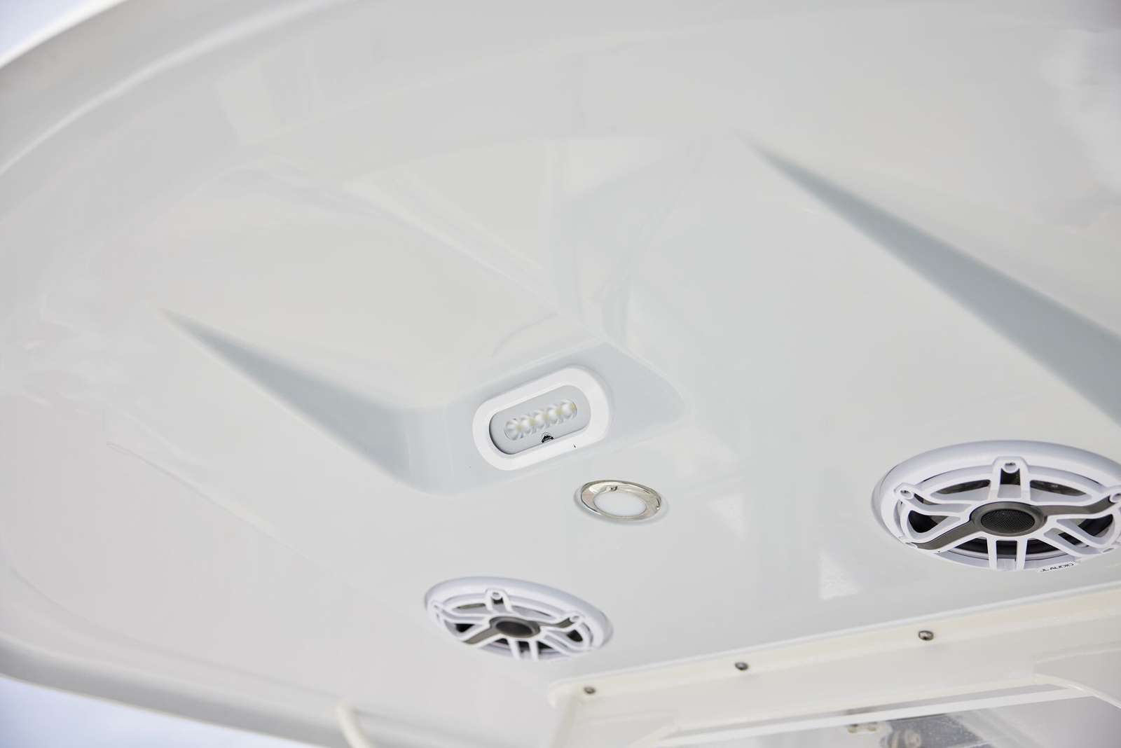 Types of Boat Navigation Lights and Requirements | ilearntoboat