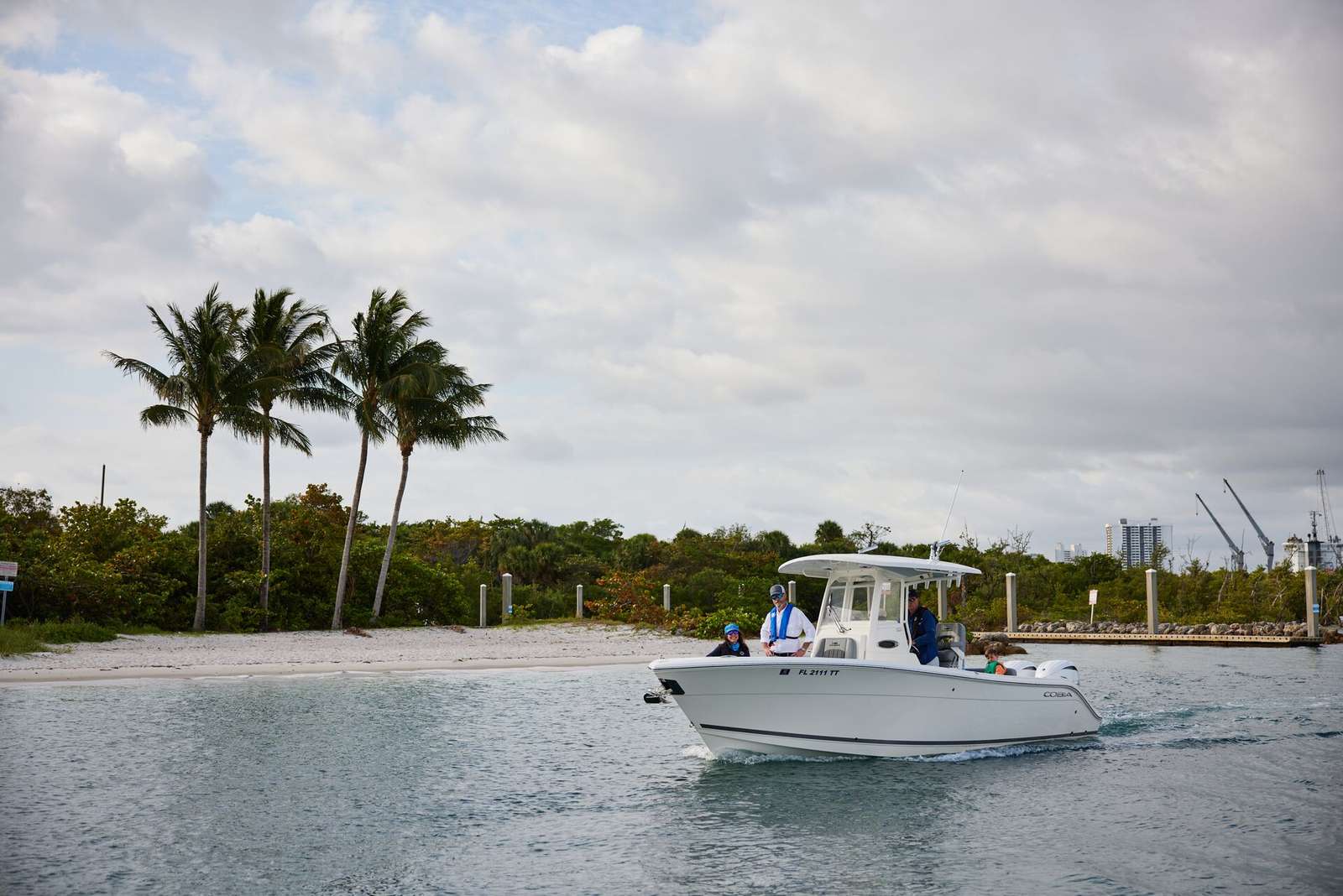 Types of Boat Navigation Lights and Requirements | ilearntoboat