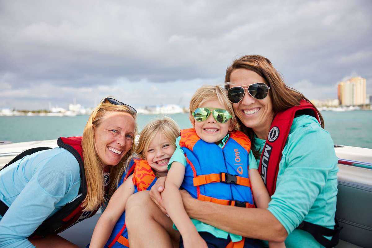 Top 17 Boating Safety Tips for Beginners | ilearntoboat