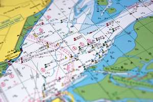 How to Read Marine Navigation Charts | ilearntoboat